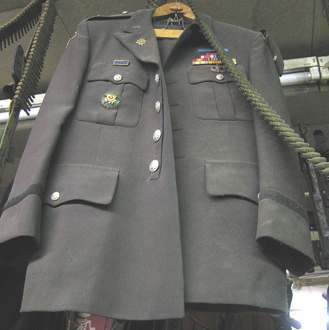 ODD INTEL OFFICERS TUNIC? - UNIFORMS - U.S. Militaria Forum