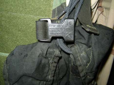 Odd black LBV - FIELD & PERSONAL GEAR SECTION - U.S. Militaria Forum