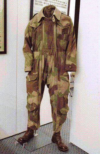 Camouflaged SOE airborne jumpsuit - CAMOUFLAGE UNIFORMS - U.S ...