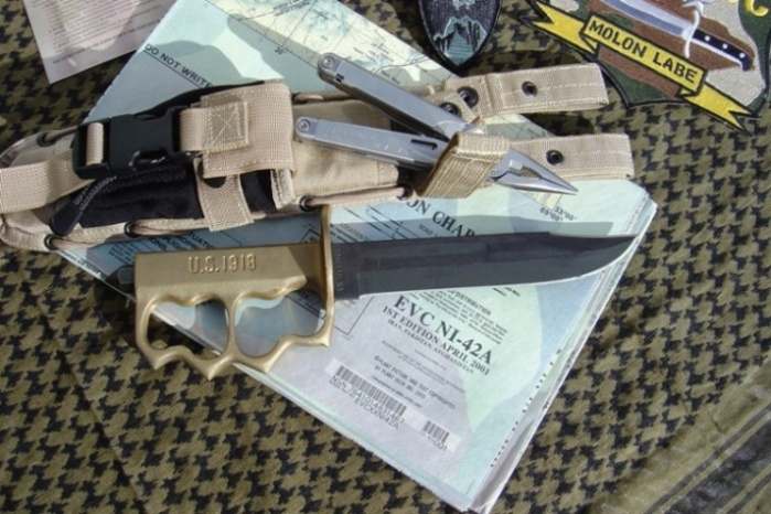 Modern knuckle knives? - EDGED WEAPONS - U.S. Militaria Forum