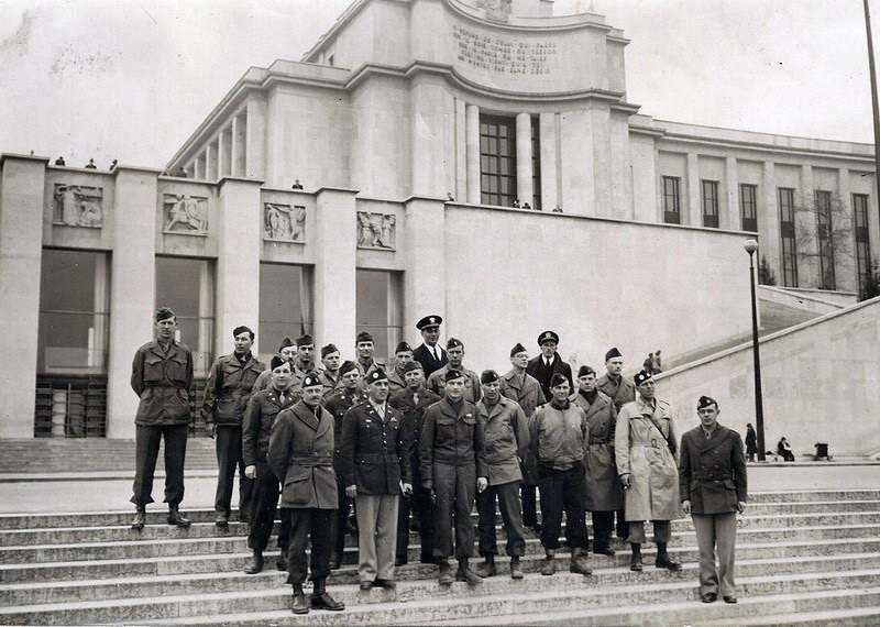 Division Arty, 101st ABN - EPHEMERA, PHOTOGRAPHS & MILITARY ARTWORK - U ...