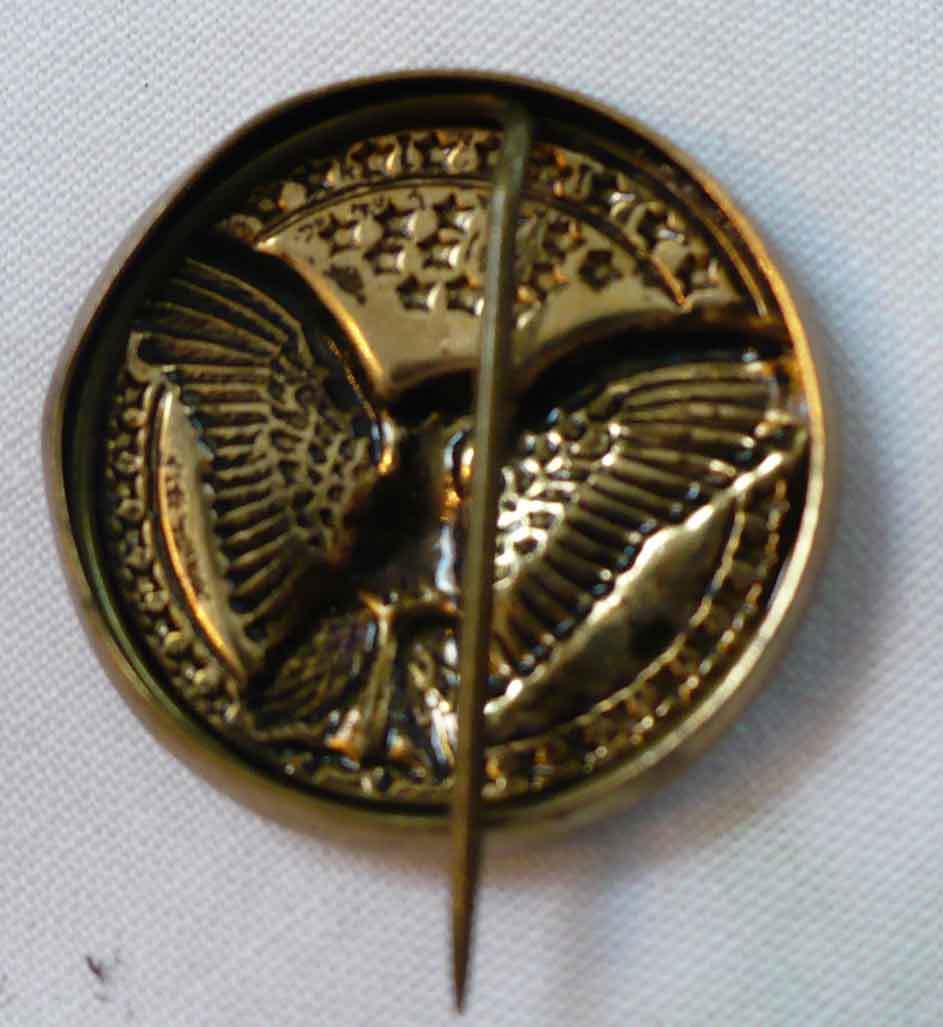 group of unknown pins WWI to WWII - HOMEFRONT & THE WAR EFFORT - U.S ...