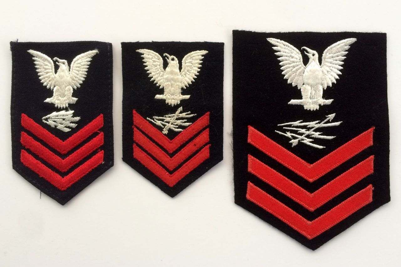 Question about WAVES Rating Badge Construction - NAVY, COAST GUARD AND ...