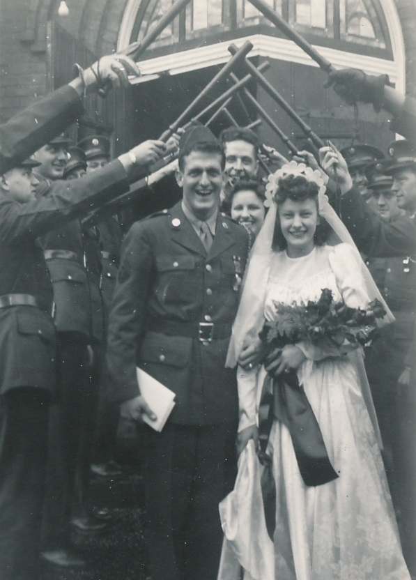 WWII Couples Studio Photos - Page 4 - INDIVIDUAL & UNIT PORTRAITS - U.S ...