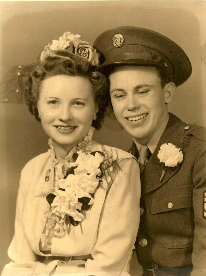WWII Couples Studio Photos - Page 3 - INDIVIDUAL & UNIT PORTRAITS - U.S ...