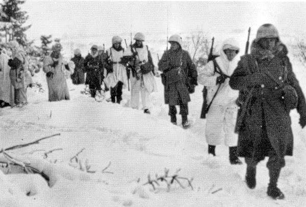 US snow camo - CAMOUFLAGE UNIFORMS - U.S. Militaria Forum