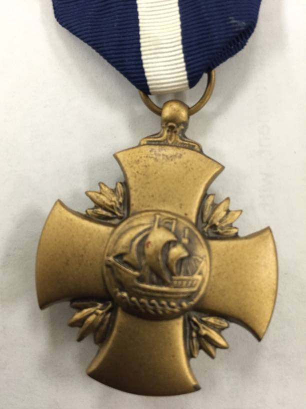 Navy Cross - MEDALS & DECORATIONS - U.S. Militaria Forum