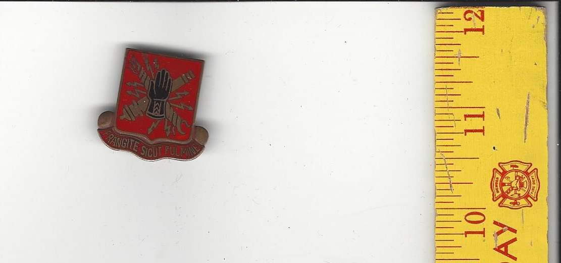 65th Armored Field Artillery Bn DUI - DISTINCTIVE UNIT INSIGNIA / UNIT ...