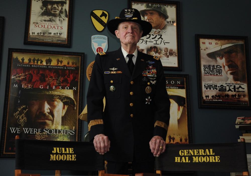LTG Hal Moore - TAPS - U.S. Militaria Forum