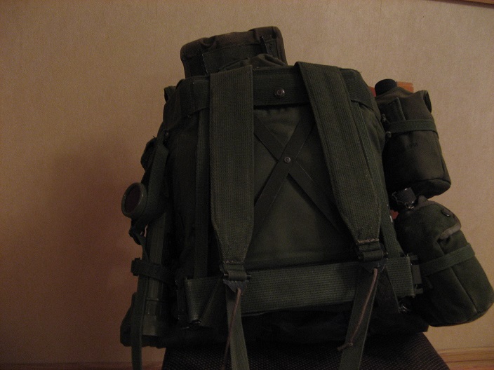 MY VIETNAM WAR RUCKSACK MINT - FIELD & PERSONAL GEAR SECTION - U.S ...