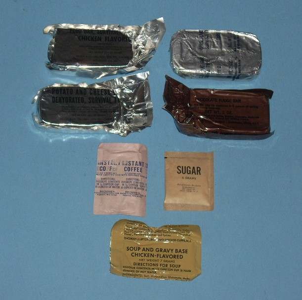 Food Packet, Survival, General Purpose - SURVIVAL GEAR - U.S. Militaria ...