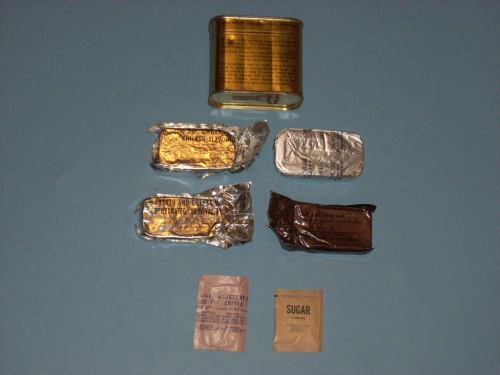 Food Packet, Survival, General Purpose - SURVIVAL GEAR - U.S. Militaria ...