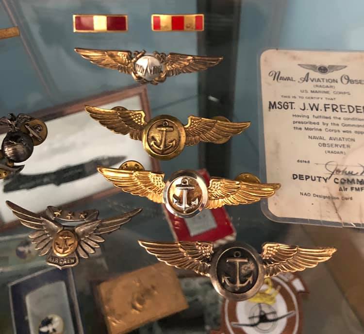 Different Naval Aviation Observer Wings - WING BADGES - U.S. Militaria ...