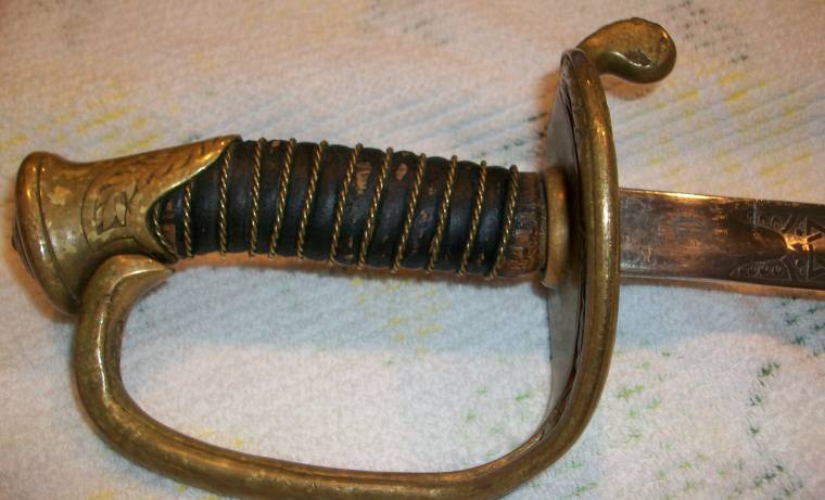 What do I have here ? early USMC NCO Sword - EDGED WEAPONS - U.S ...
