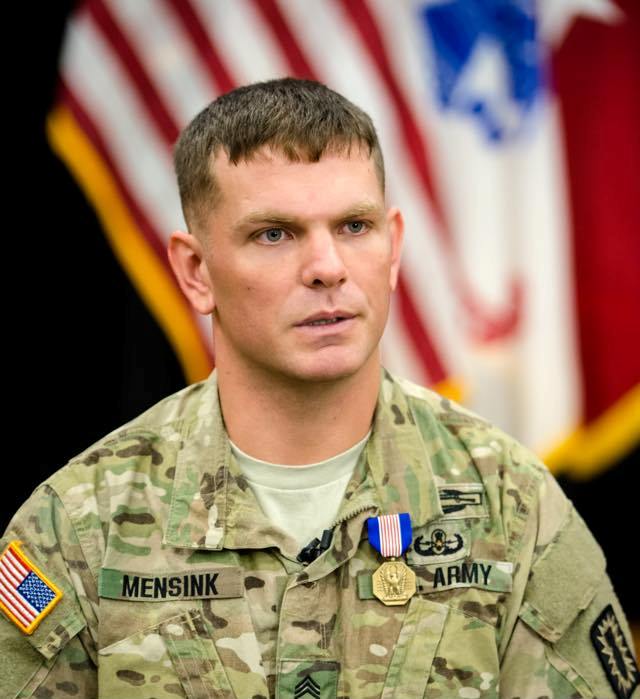 Patches in action: Photos of SSI being worn by the troops. - Page 176 ...