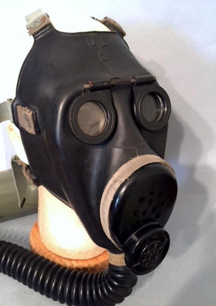 1944 U.S. M2-10-6 Army Lightweight Optical Mask Restoration - Page 2 ...