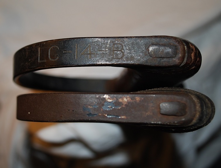 LC-14-B and 361-S to compare - EDGED WEAPONS - U.S. Militaria Forum