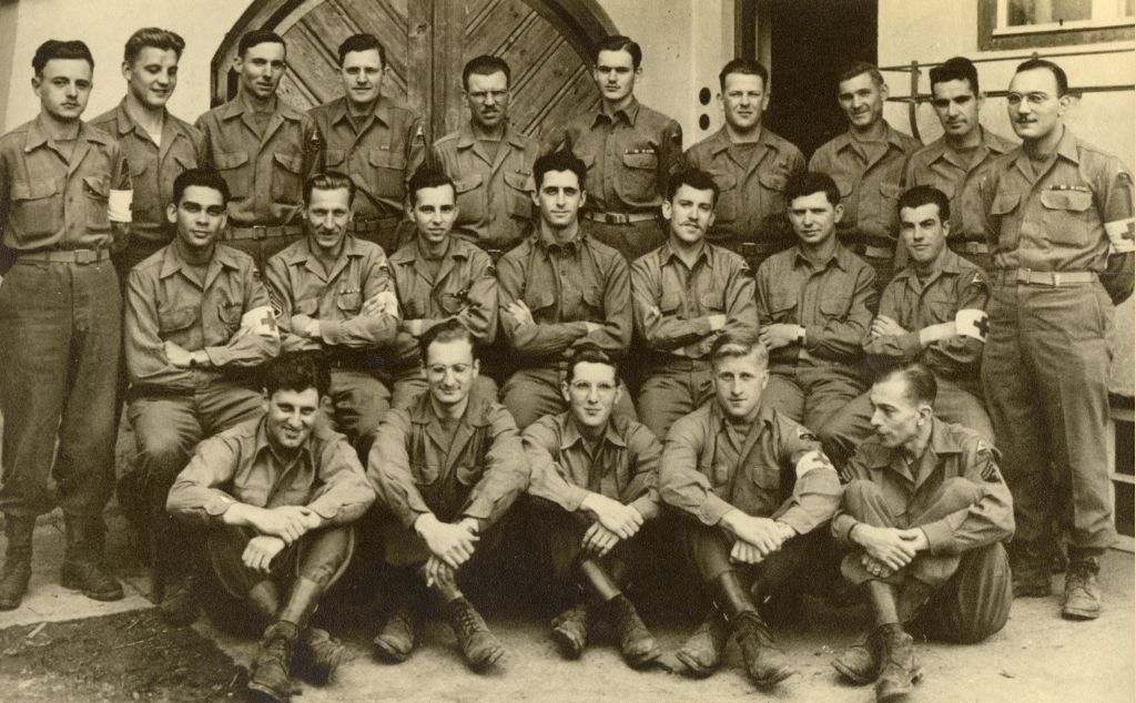 Does anyone have images of the T3 chevron being worn? - ARMY (INCLUDING ...