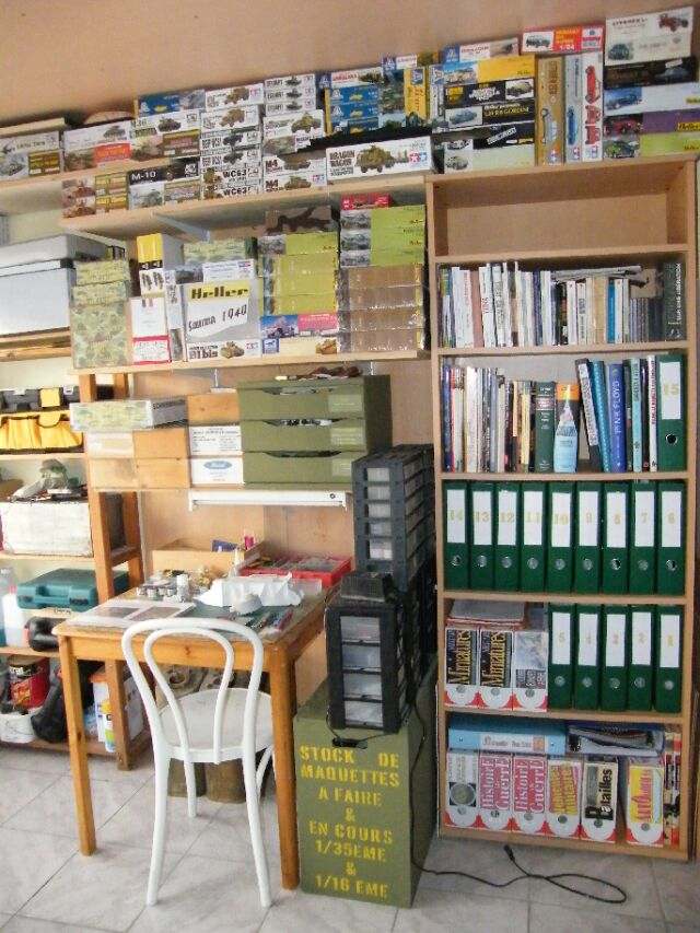 So many models, so little time. - MODELING - U.S. Militaria Forum