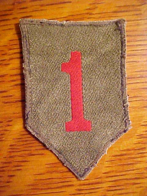 Here are todays 1st & 2nd Division patch pickups for my collection ...