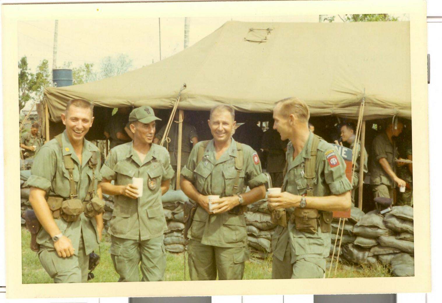 82nd Airborne Theater Made Patches Worn In Vietnam - ARMY AND USAAF - U ...