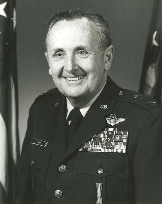 from private to general - medals for B-17 gunner who - MEDALS ...