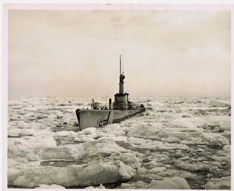 U.S.S Redfish 395 Peaceful Korean War Mission - MILITARY SHIPS AND ...