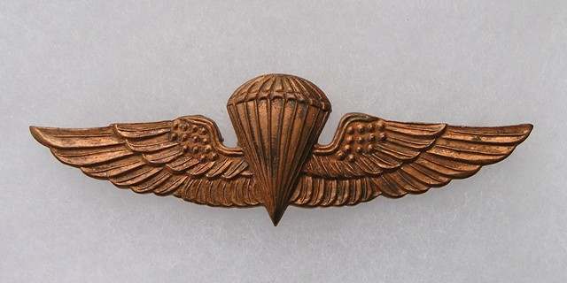 USMC Jump Wings Question - WING BADGES - U.S. Militaria Forum