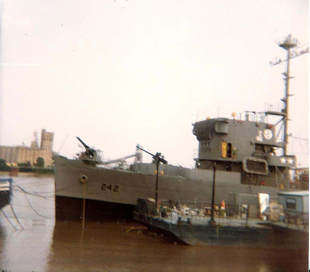 USS Inaugural around 1978 - MILITARY SHIPS AND VESSELS - U.S. Militaria ...