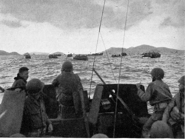 A few 77th Div. WW2 photos - EPHEMERA, PHOTOGRAPHS & MILITARY ARTWORK ...