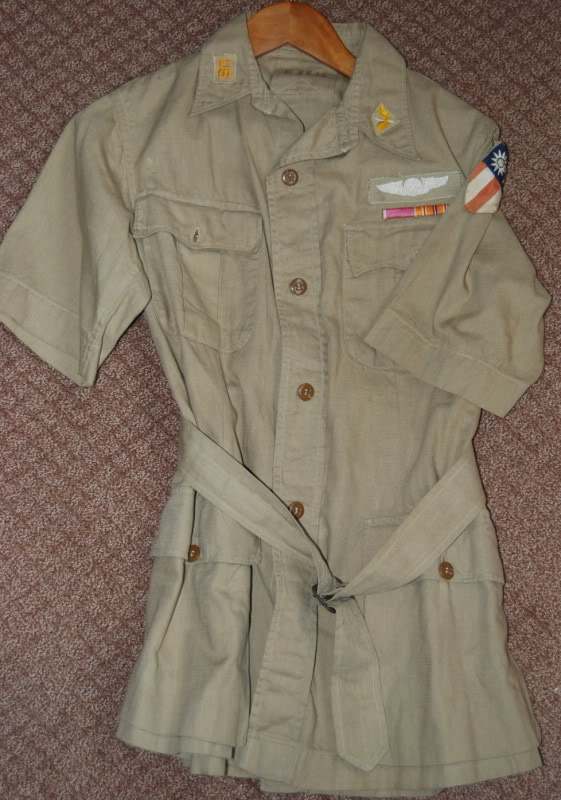 question about bush jackets - UNIFORMS - U.S. Militaria Forum
