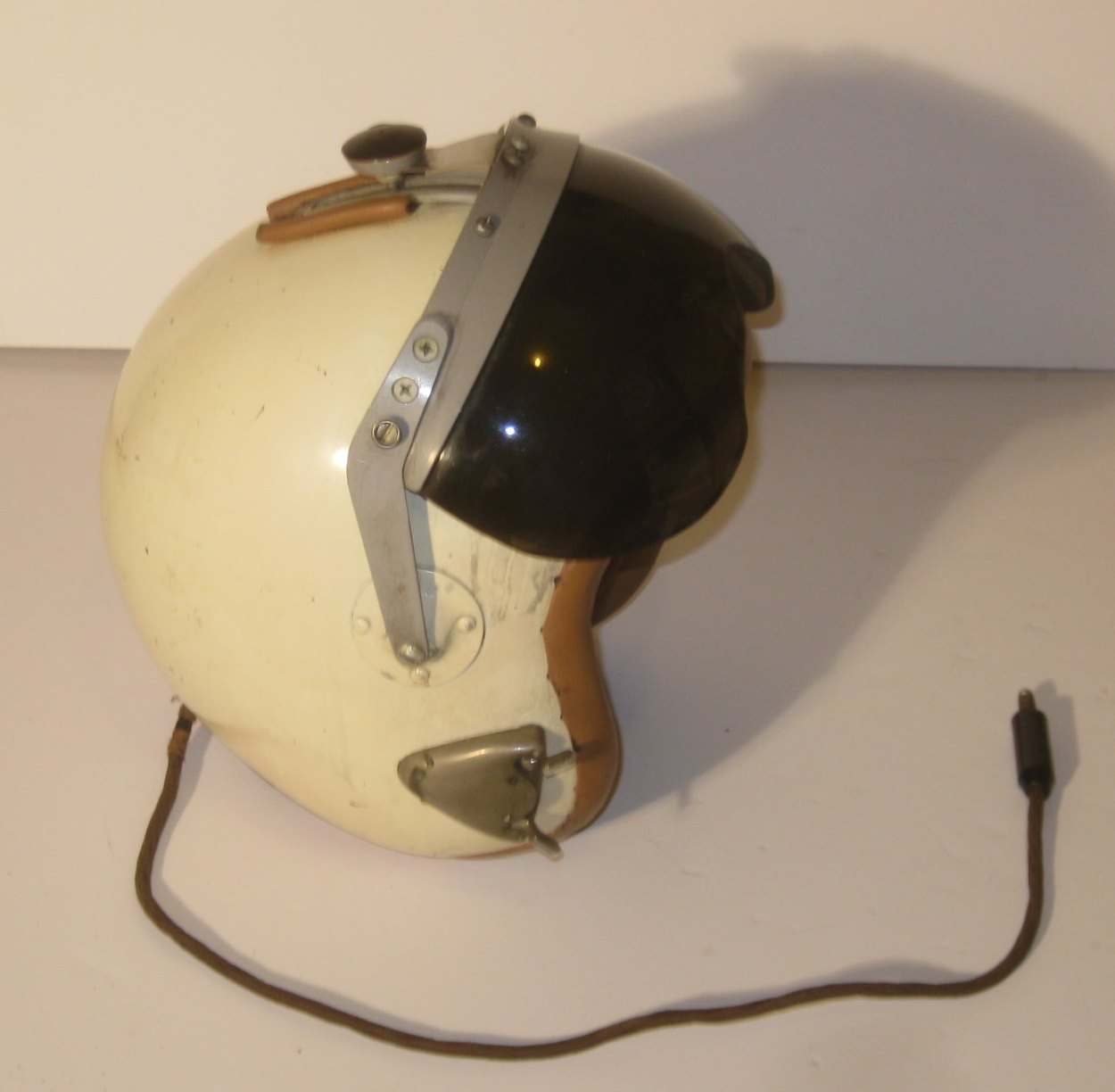 Help 4 Jet Helmets and 5 Helmet Bags - FLYING HELMETS AND ACCESSORIES ...