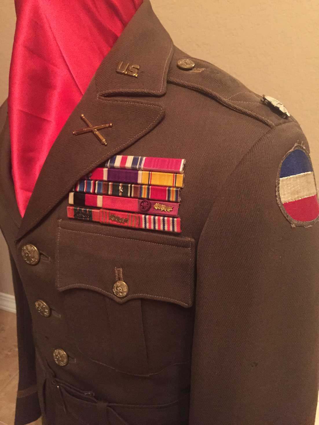 One hard-charging, LSD tripping, globe trotting Colonel! - UNIFORMS - U ...