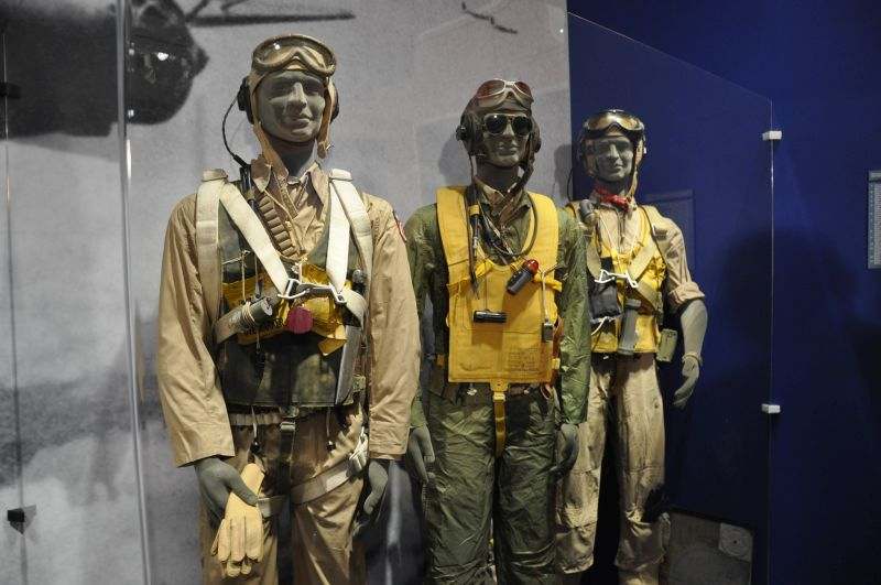 US Navy Pilot - Naval Aviator Displays - Page 14 - FLIGHT CLOTHING - U ...