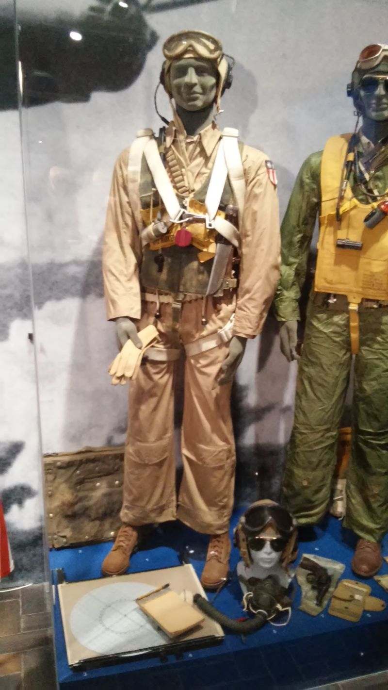 US Navy Pilot - Naval Aviator Displays - Page 14 - FLIGHT CLOTHING - U ...