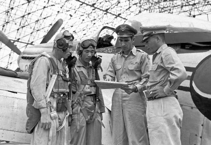 Col. Dean Hess, Flying Preacher of "Battle Hymn" Fame, Dies - TAPS - U ...