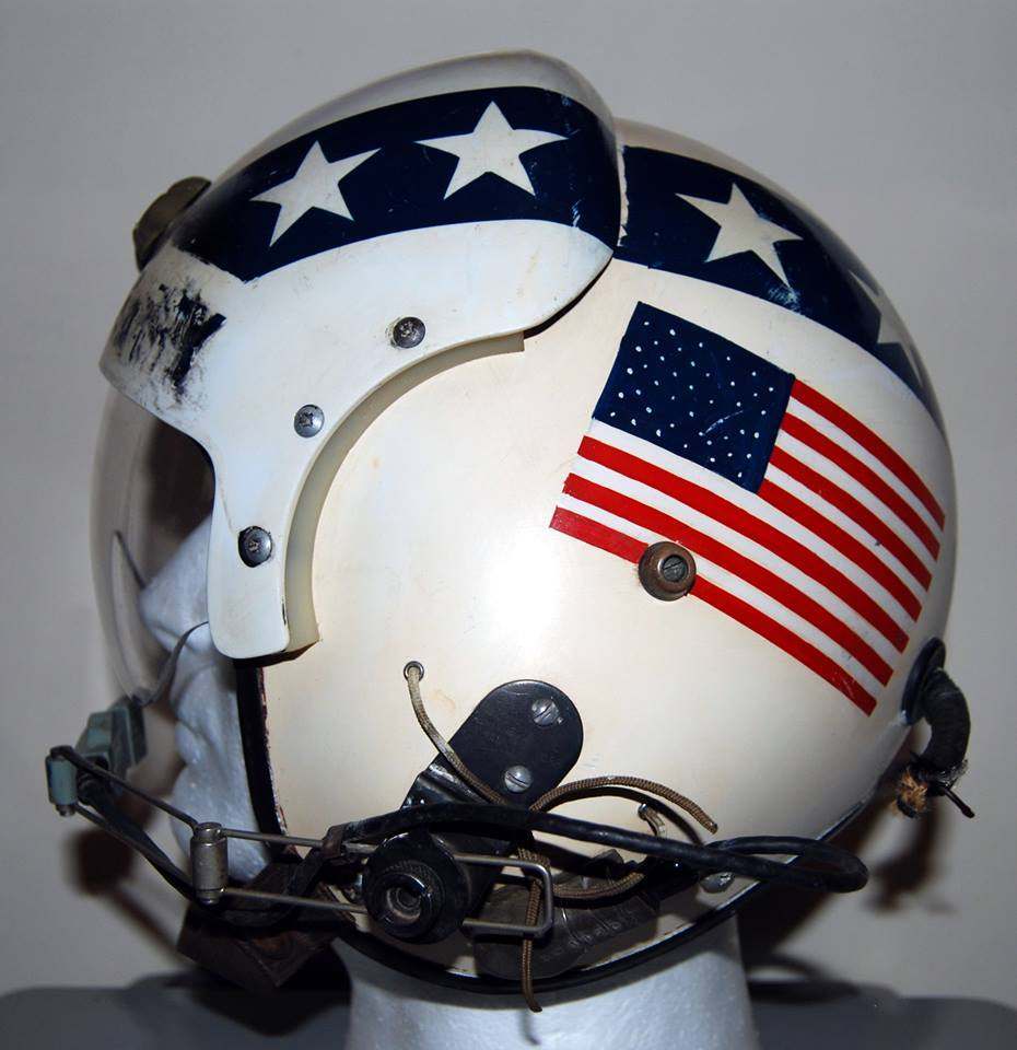 'Old' Helicopter helmet - FLYING HELMETS AND ACCESSORIES - U.S ...