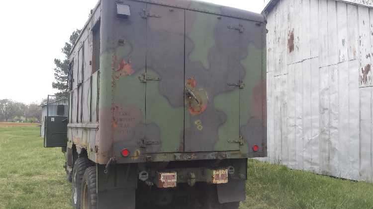 Newest addition..M109 radio truck - MILITARY VEHICLES - U.S. Militaria ...