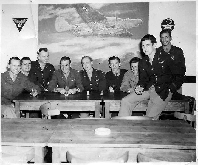 Question about WW2 414th NFS picture - EPHEMERA, PHOTOGRAPHS & MILITARY ...