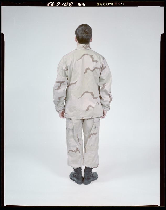My new camouflage find.Experimental? USMC Reversible Woodland/Desert ...