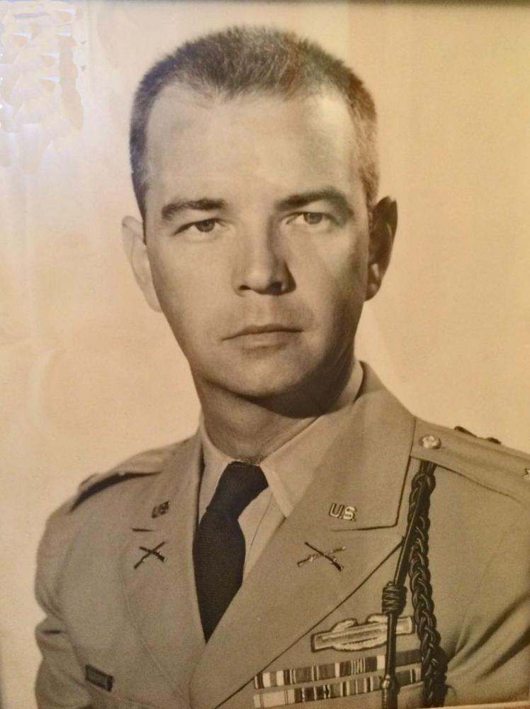 Capt. Robert L. Dickerson E Co/325th Glider Inf/82nd Abn Div - VETERAN ...