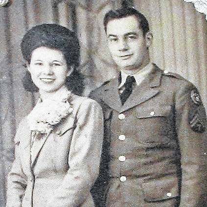 WWII Couples Studio Photos - Page 5 - INDIVIDUAL & UNIT PORTRAITS - U.S ...