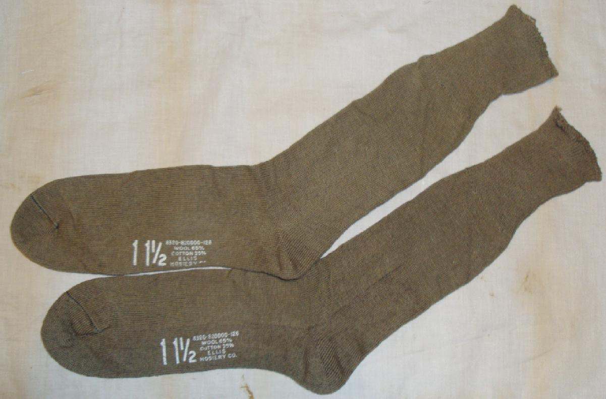 Various pairs of WWII and other Era's Socks - UNIFORMS - U.S. Militaria ...