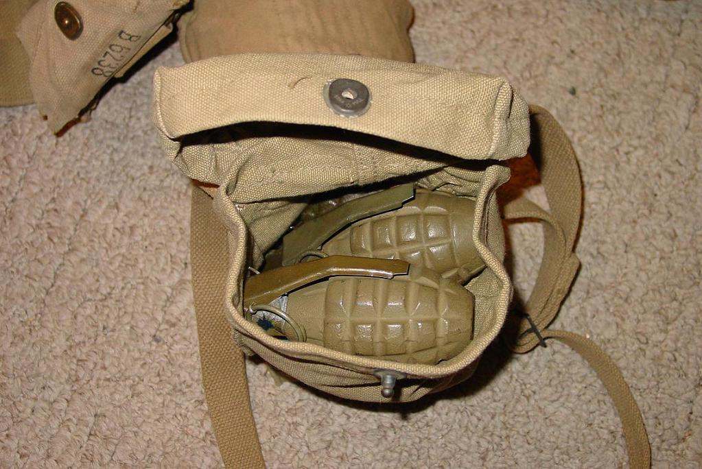 WW2 Marine Rifleman Combat Web set. - FIELD & PERSONAL GEAR SECTION - U ...