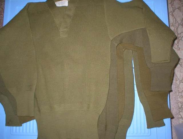 An Assortment of OD wool WWII Sweaters - UNIFORMS - U.S. Militaria Forum