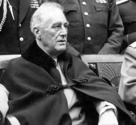 Naval Officer wearing a cape - Page 2 - UNIFORMS - U.S. Militaria Forum