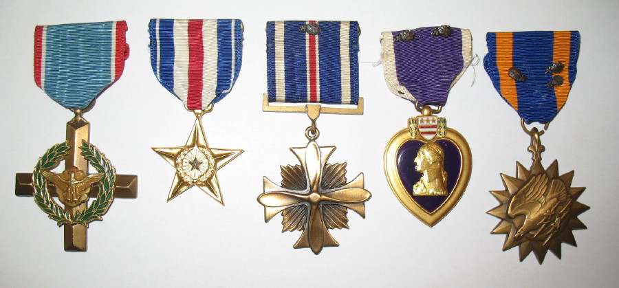 One of the 180 Air Force Crosses awarded during Vietnam - MEDALS ...
