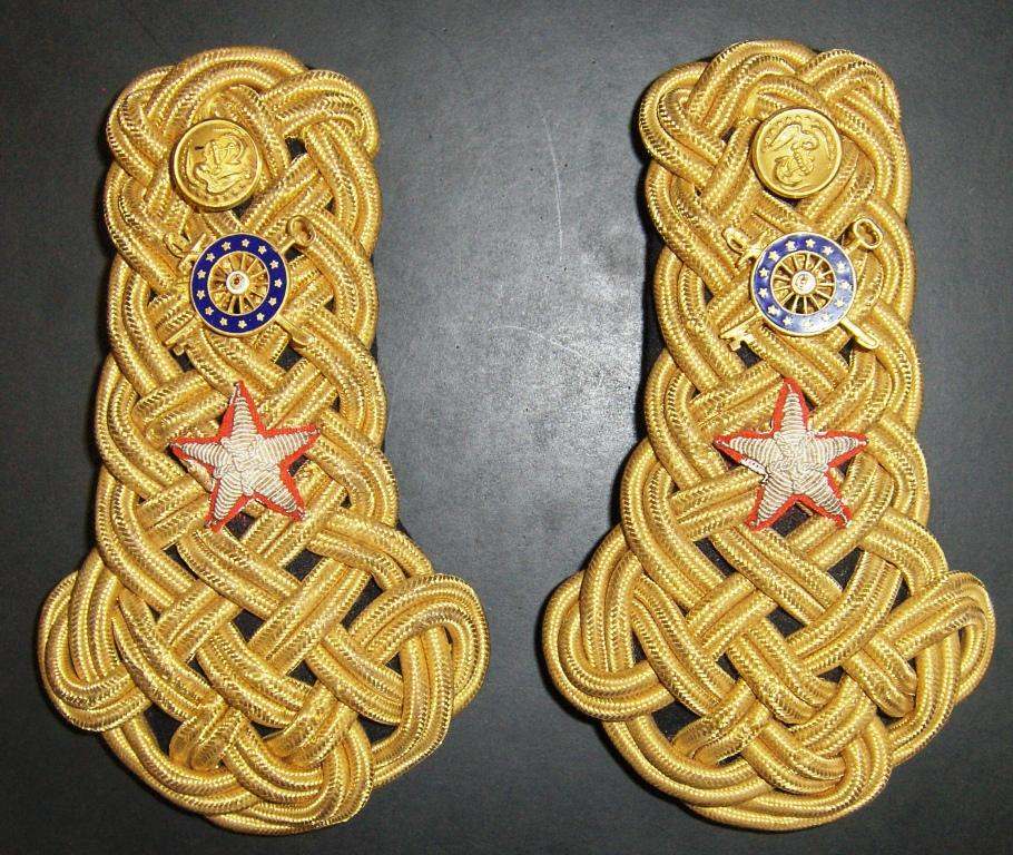 USMC DRESS SHOULDER KNOTS - MARINES - U.S. Militaria Forum