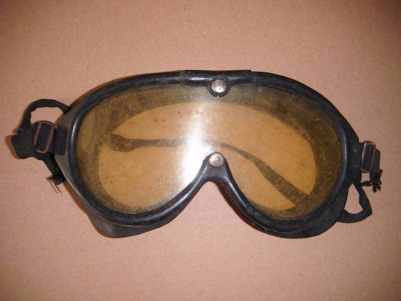 M44 Goggles? - FIELD & PERSONAL GEAR SECTION - U.S. Militaria Forum