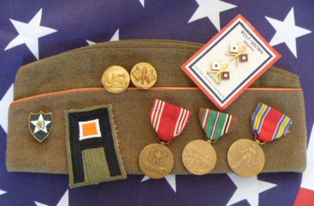 Overseas cap groupings. - GROUPINGS PAGE - U.S. Militaria Forum